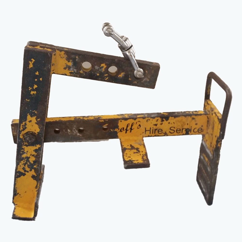 Block Lifter - Geoffs Hire